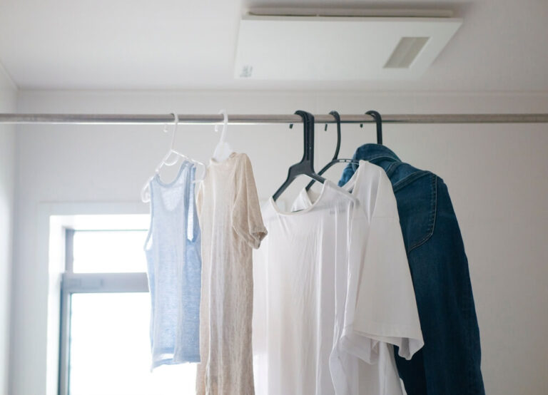 How to Dry Laundry Indoors When You Don’t Have a Dryer?